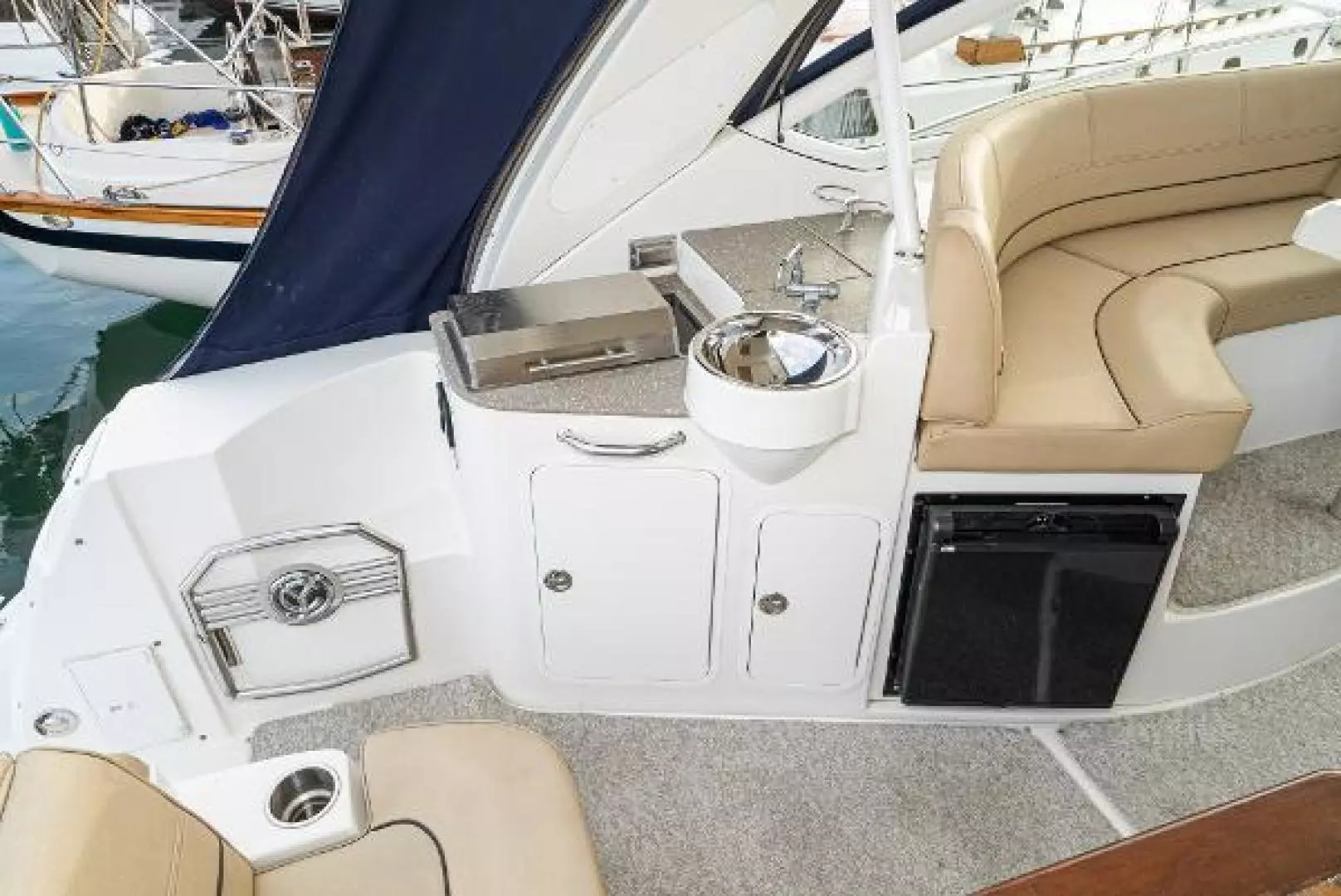 2012 Cruisers 380 Express 38' Yacht For Sale | SIRENA | Seattle Yachts