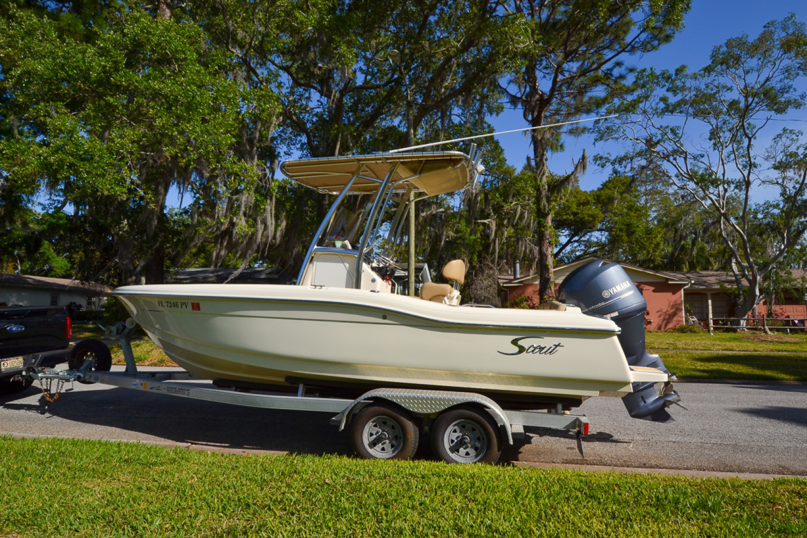 20' 2014 Scout 210 XSF | Tampa Yacht Sales
