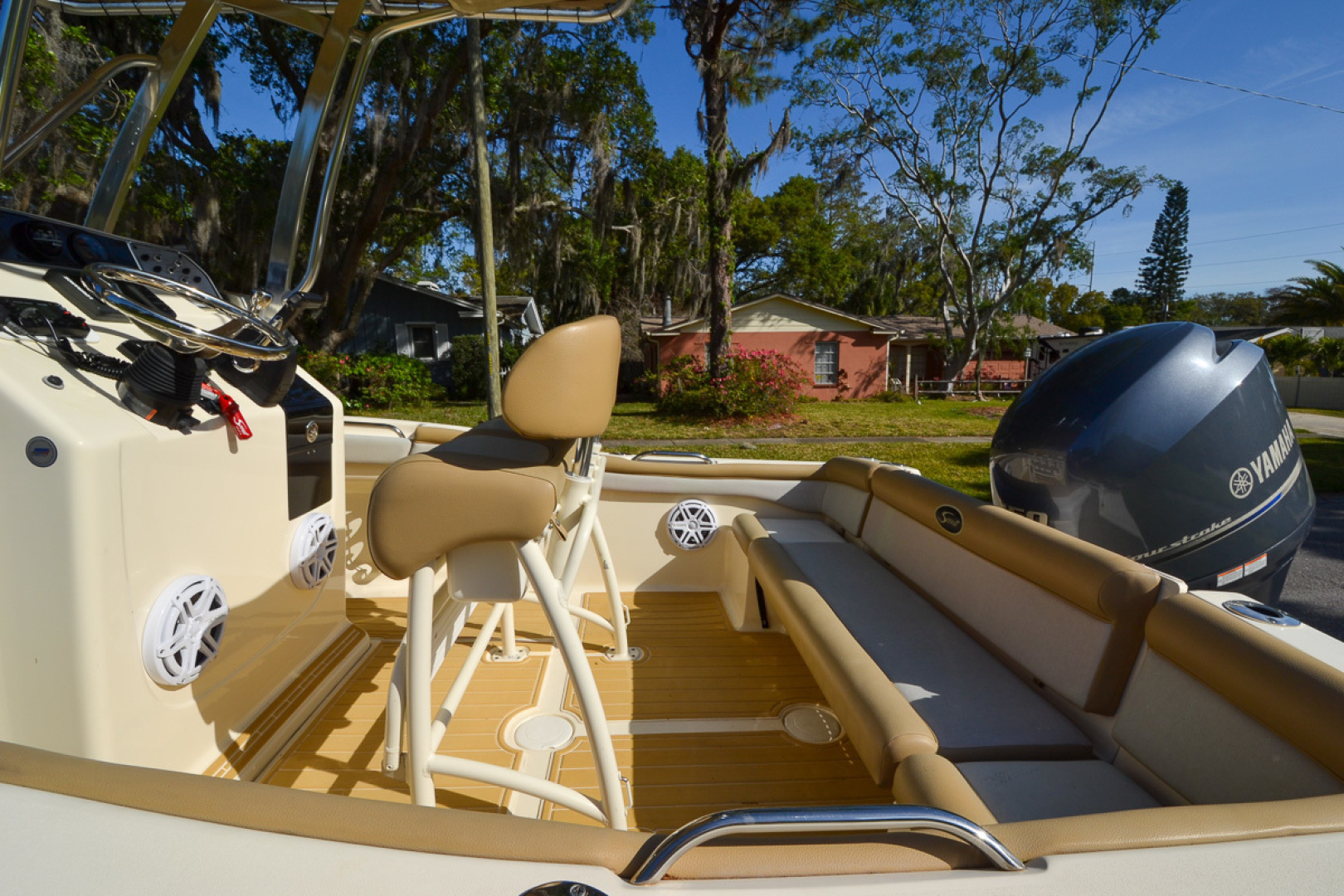 20' 2014 Scout 210 XSF | Tampa Yacht Sales