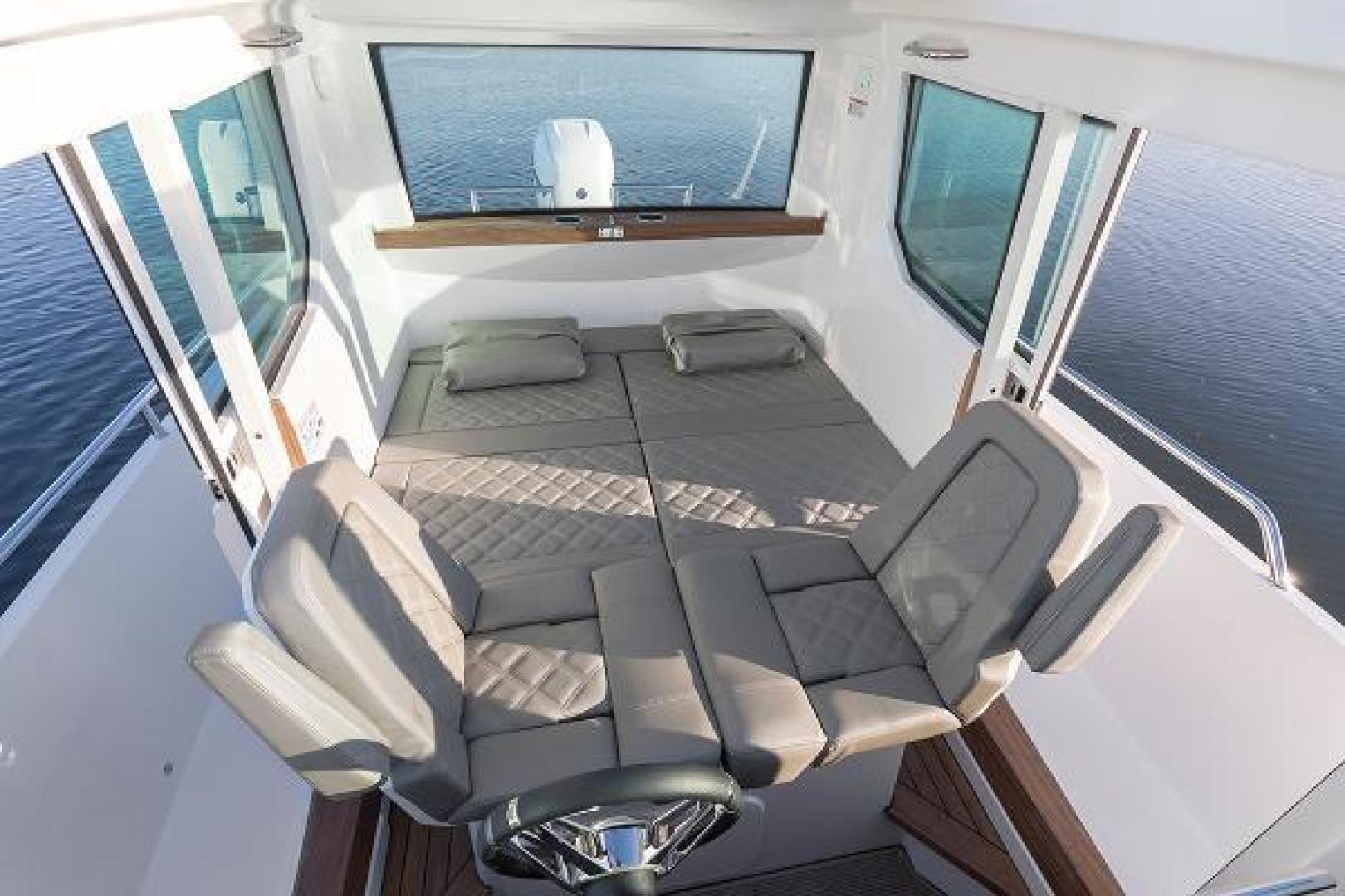 2019 Axopar 28 Cabin 28' Yacht For Sale | AXOPAR 28 AC | Seattle Yachts