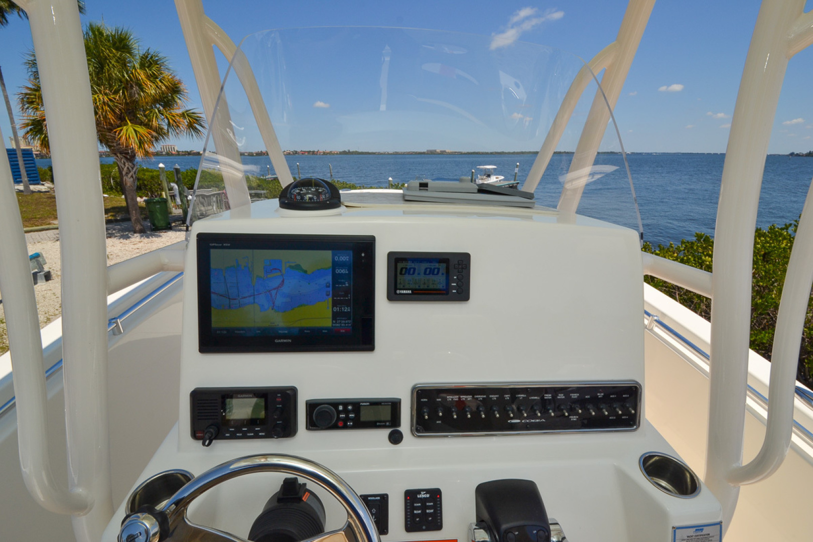 26' 2018 Cobia 261 cc | Tampa Yacht Sales