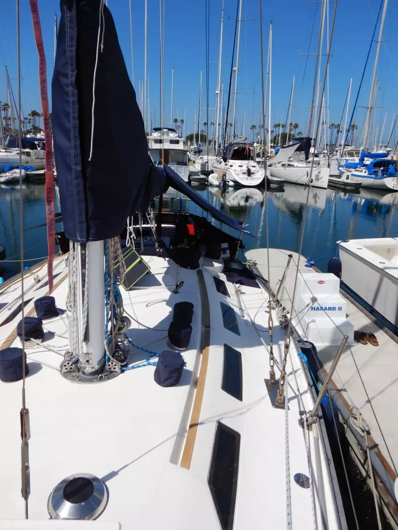 1976 Ranger 37 37' Yacht For Sale | HASARD II | Seattle Yachts