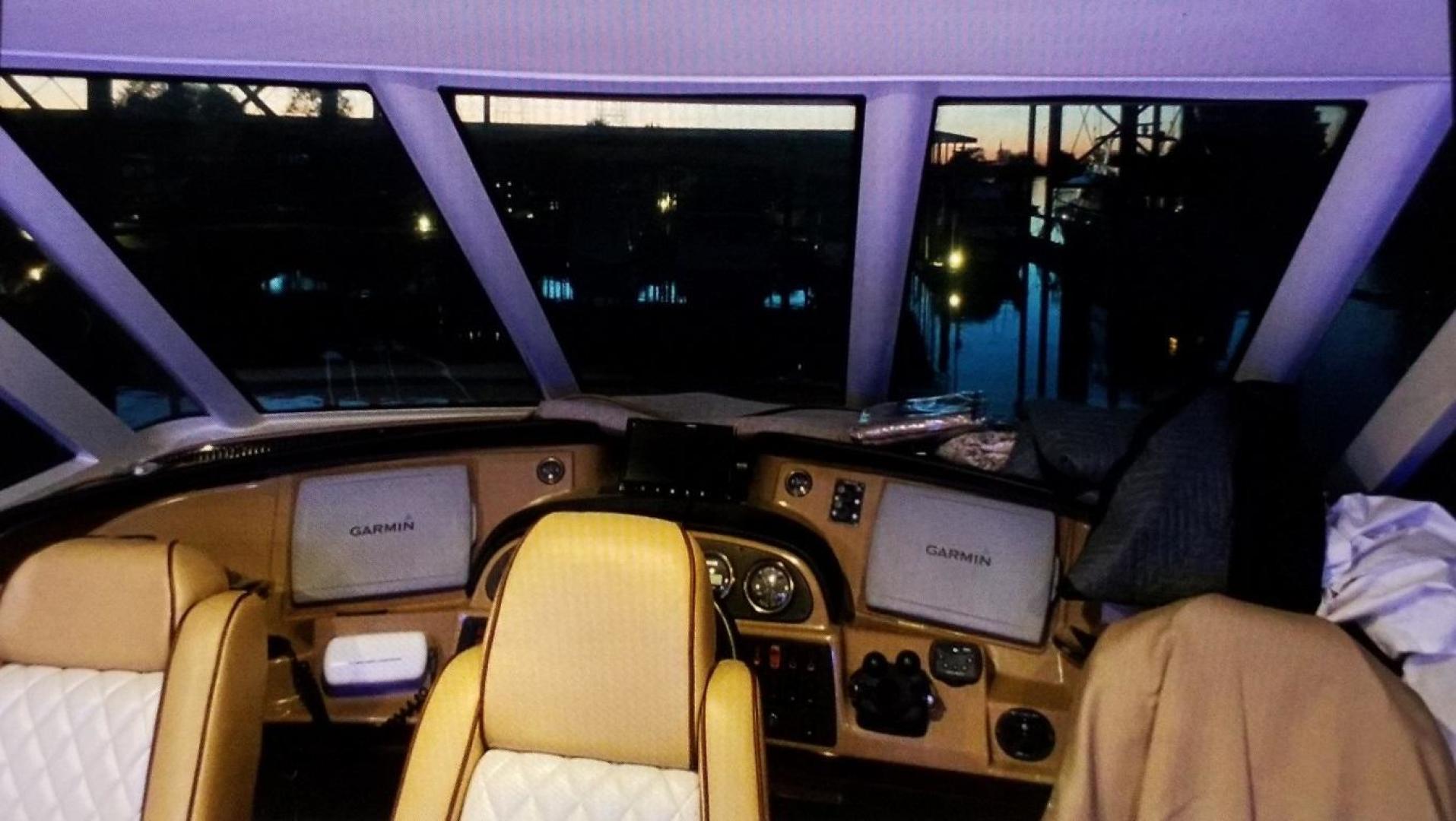 2003 Carver 564 Cockpit 59' Yacht For Sale | WINE N DOWN | Seattle Yachts