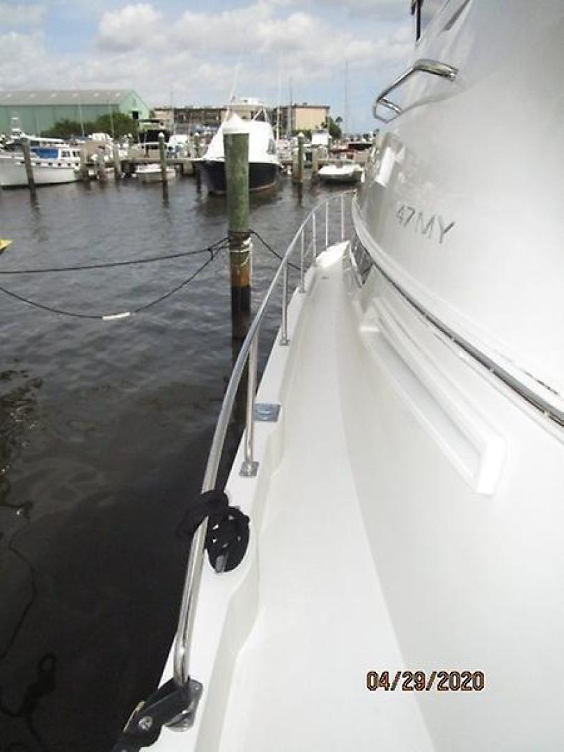 47' Carver "47" CPMY for Sale | Motor Yachts | Club Ed 2772181 | Curtis ...