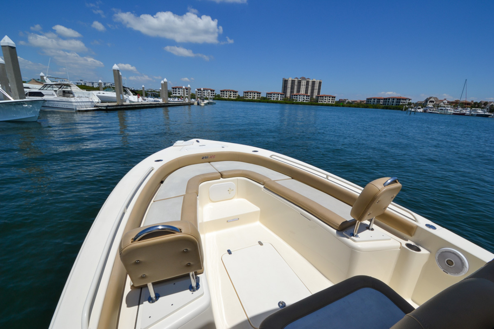 25' 2015 Scout 251 XS | Tampa Yacht Sales