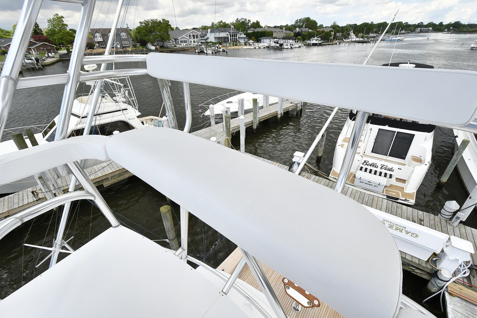 2009 Liberty 42 Flybridge Yacht For Sale | Game On | SI Yachts