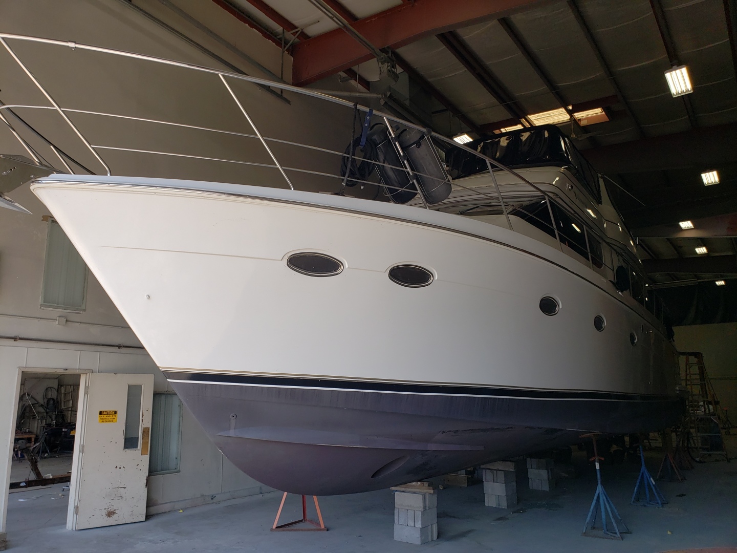 1999 Carver 53 Voyager 53' Yacht For Sale | JABBERWOCKE | Seattle Yachts