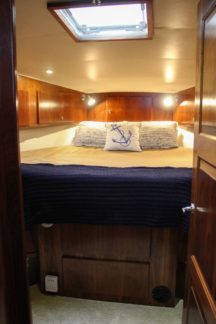 1995 Navigator 5300 Sundance 53' Yacht For Sale | SIMBALAUT | Seattle ...