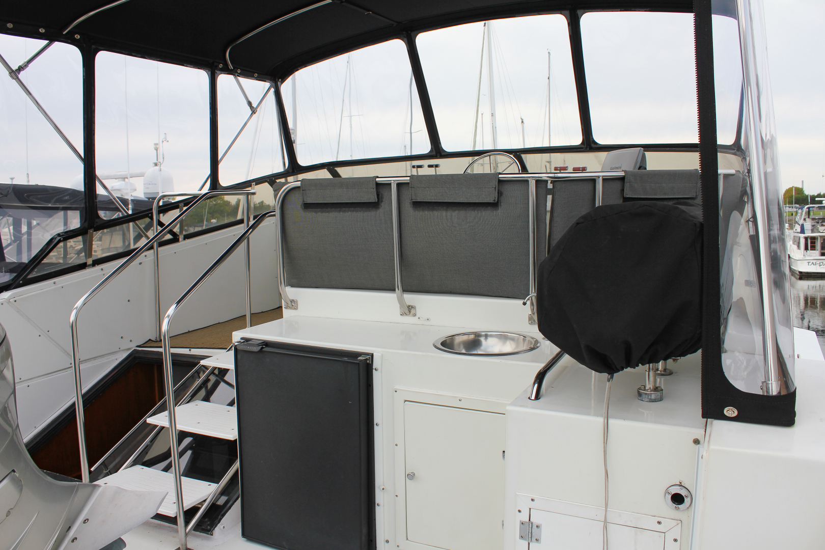 1995 Navigator 5300 Sundance 53' Yacht For Sale | SIMBALAUT | Seattle ...