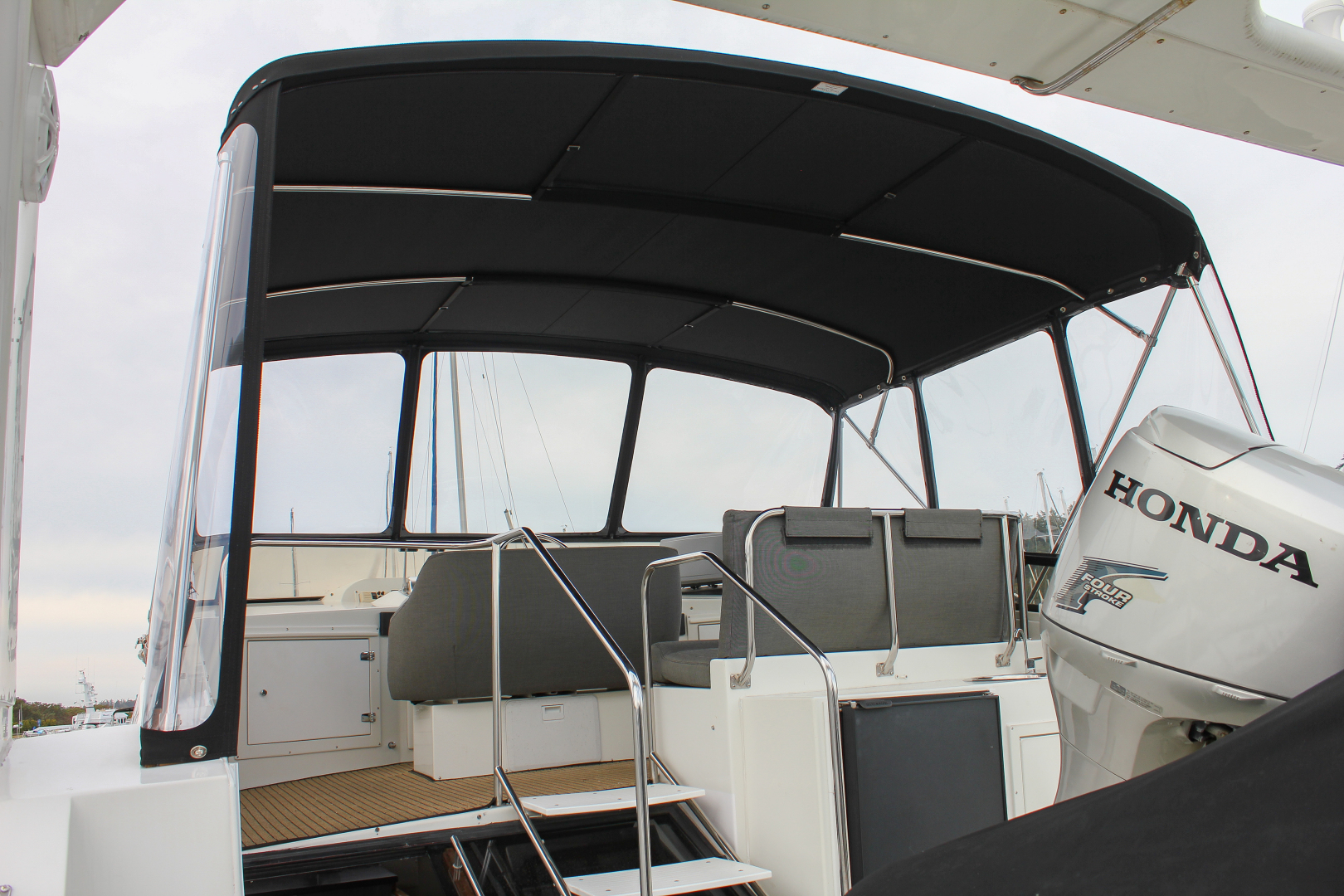 1995 Navigator 5300 Sundance 53' Yacht For Sale | SIMBALAUT | Seattle ...