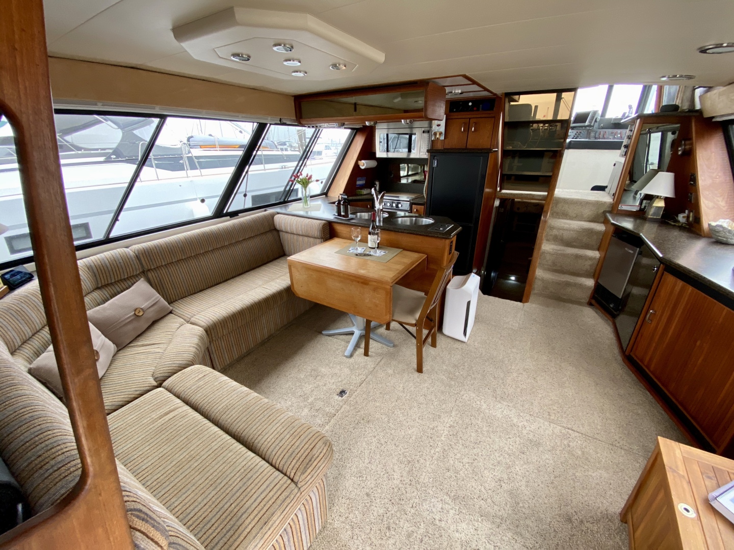 1992 Bayliner 4588 45' Yacht For Sale | SECRET SEAS | Seattle Yachts