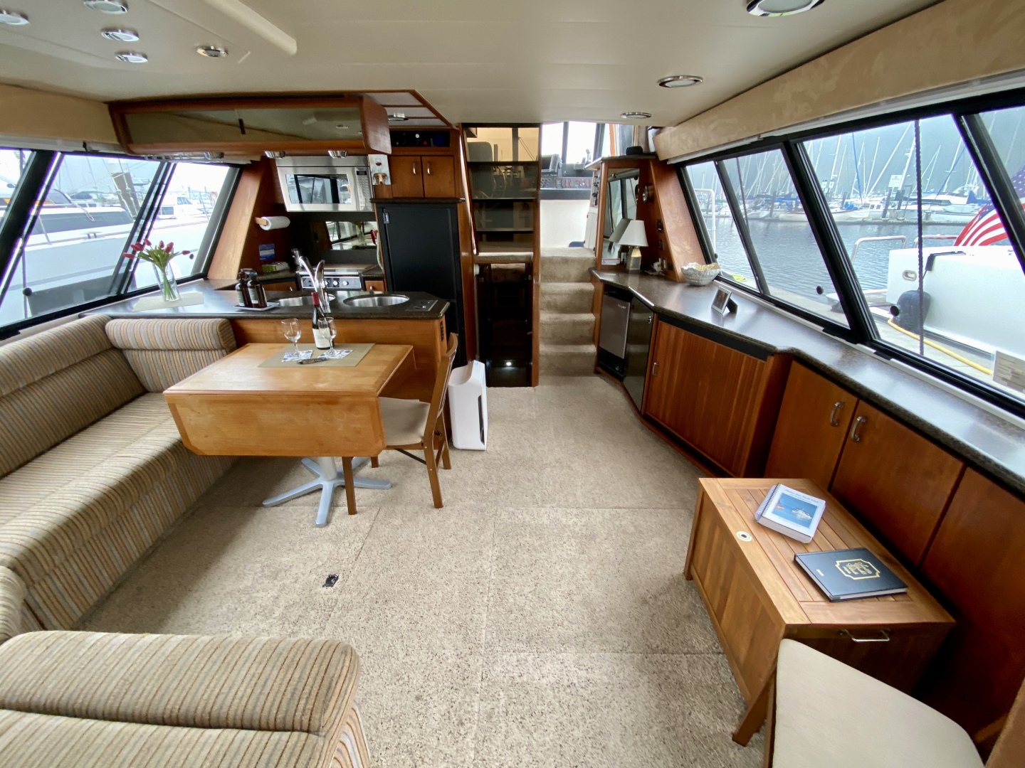 1992 Bayliner 4588 45' Yacht For Sale | SECRET SEAS | Seattle Yachts