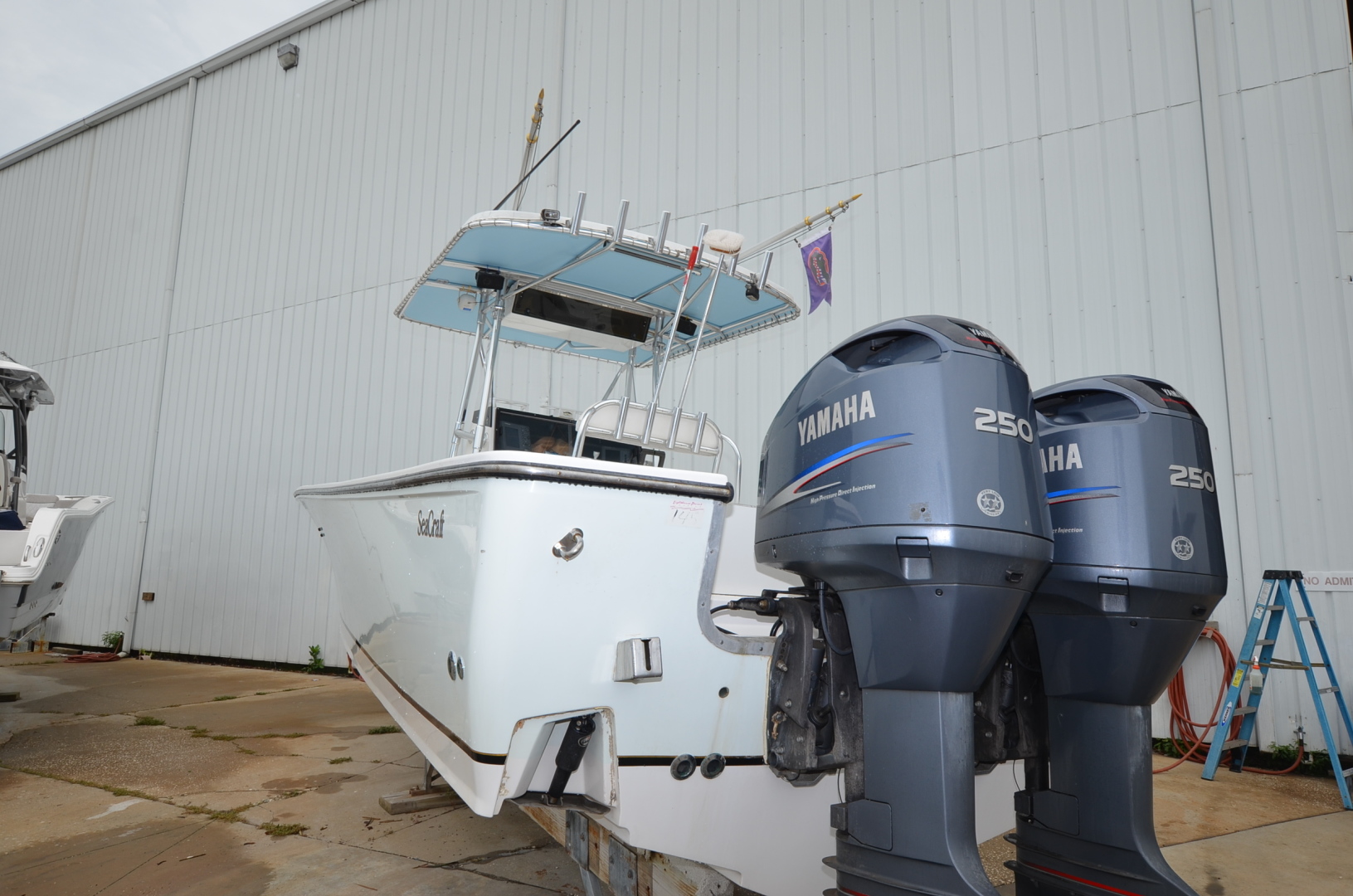 32' 2002 SeaCraft 32 Master Angler | Tampa Yacht Sales