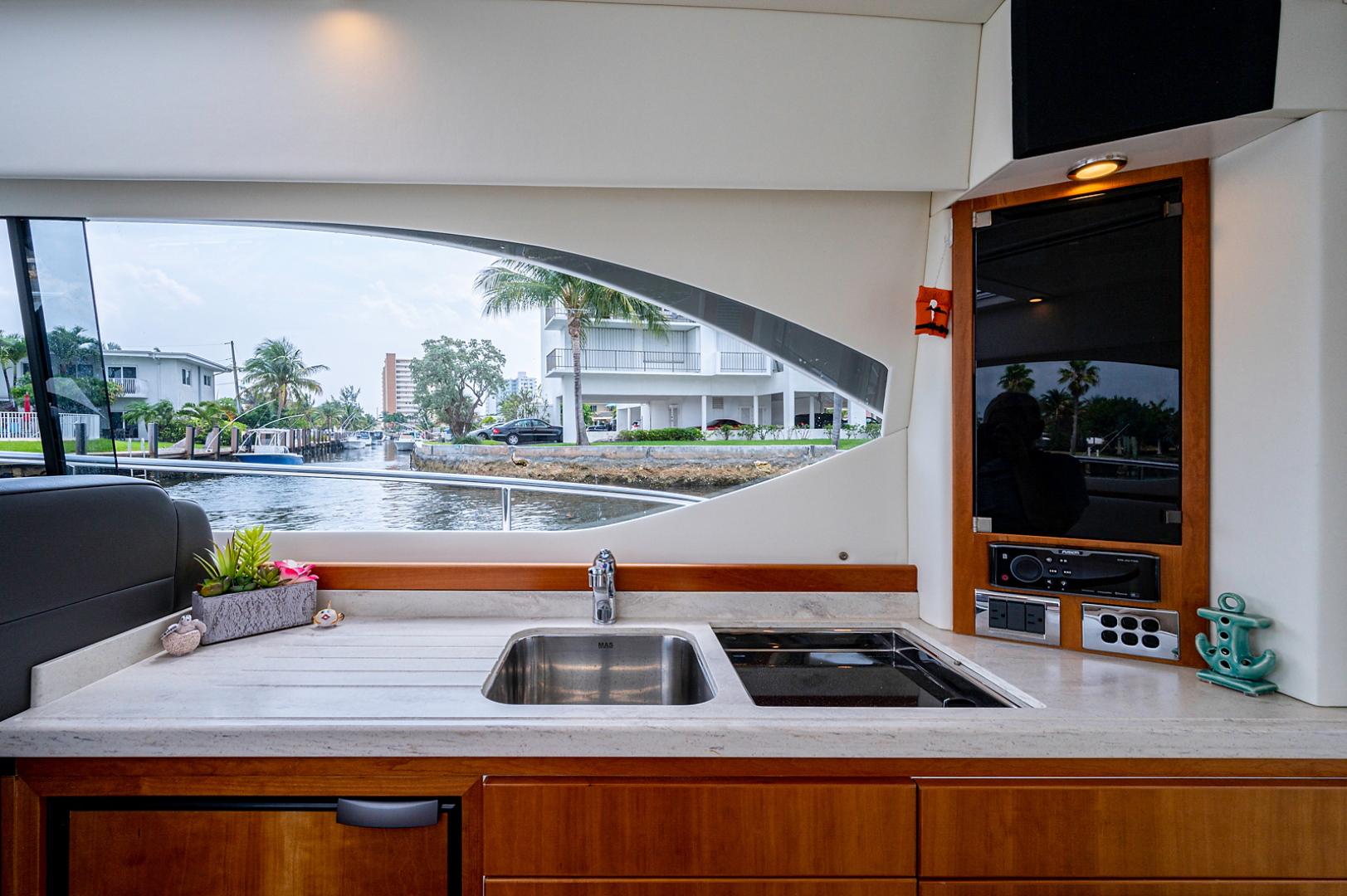 2017 Riviera 36 Sport Yacht Yacht For Sale | SI Yachts