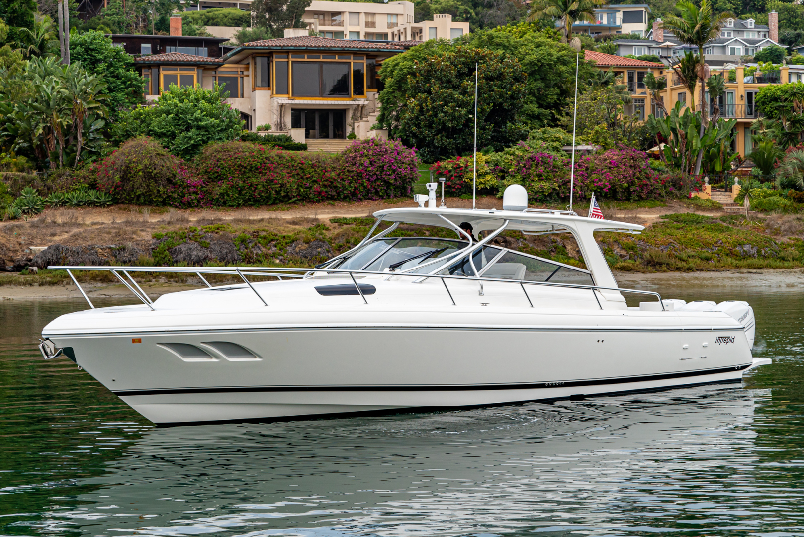 2010 Intrepid 43 Sport Yacht 43' Yacht For Sale | BIRD DOG | Seattle Yachts