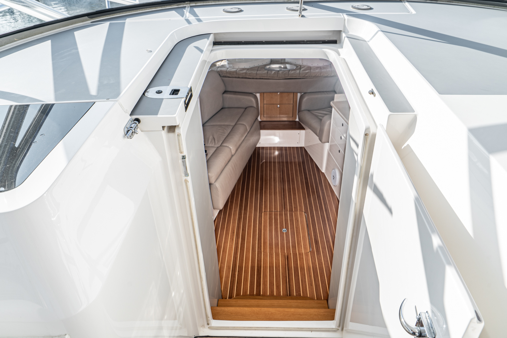 2010 Intrepid 43 Sport Yacht 43' Yacht For Sale | BIRD DOG | Seattle Yachts