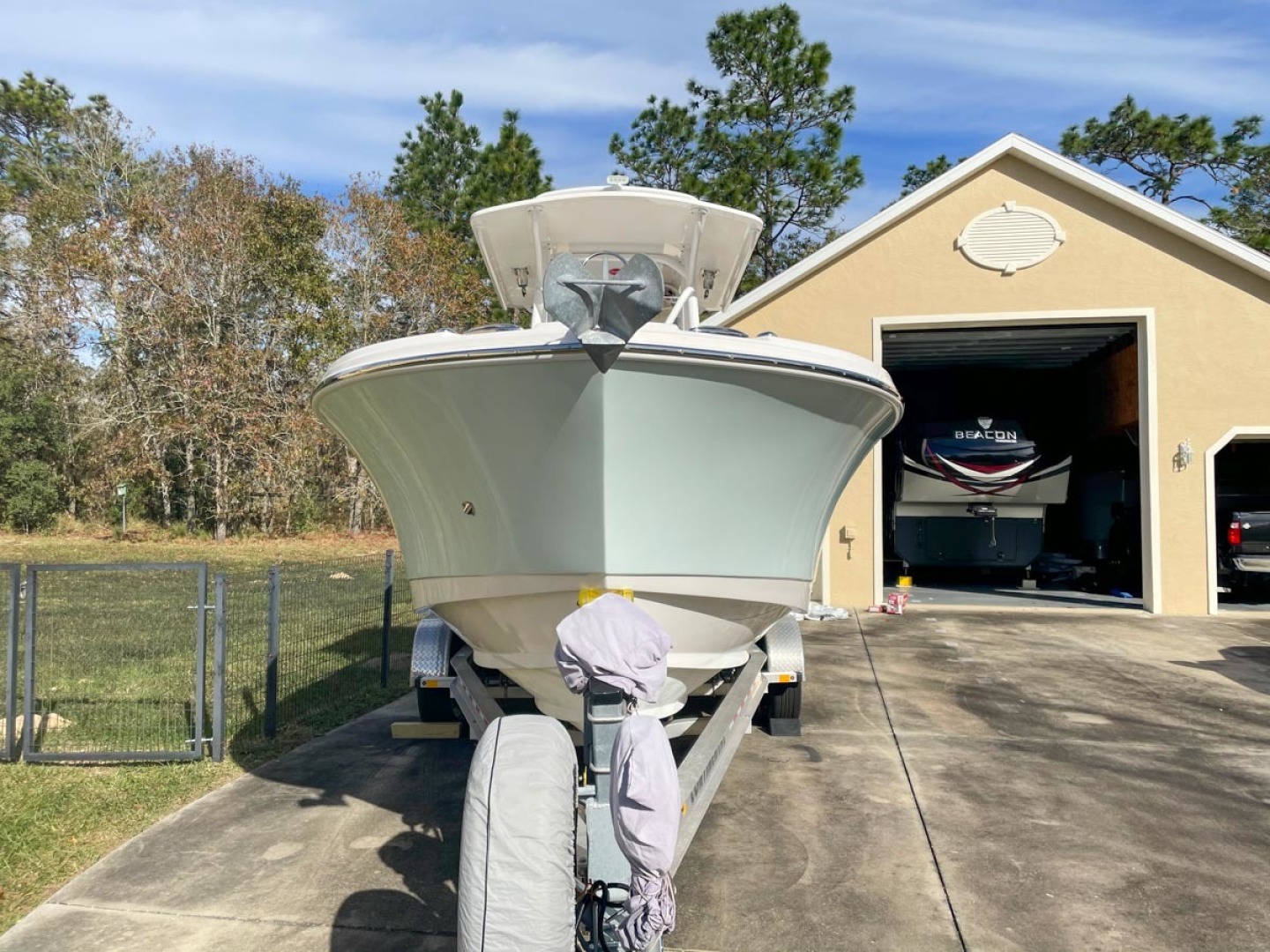 24' 2017 Edgewater 245 cc | Tampa Yacht Sales