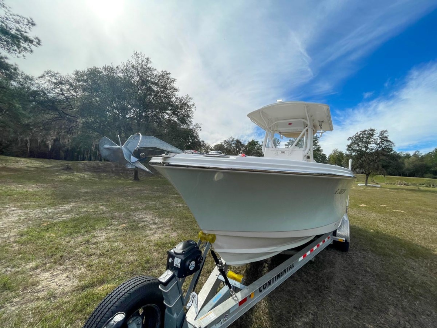 24' 2017 Edgewater 245 cc | Tampa Yacht Sales