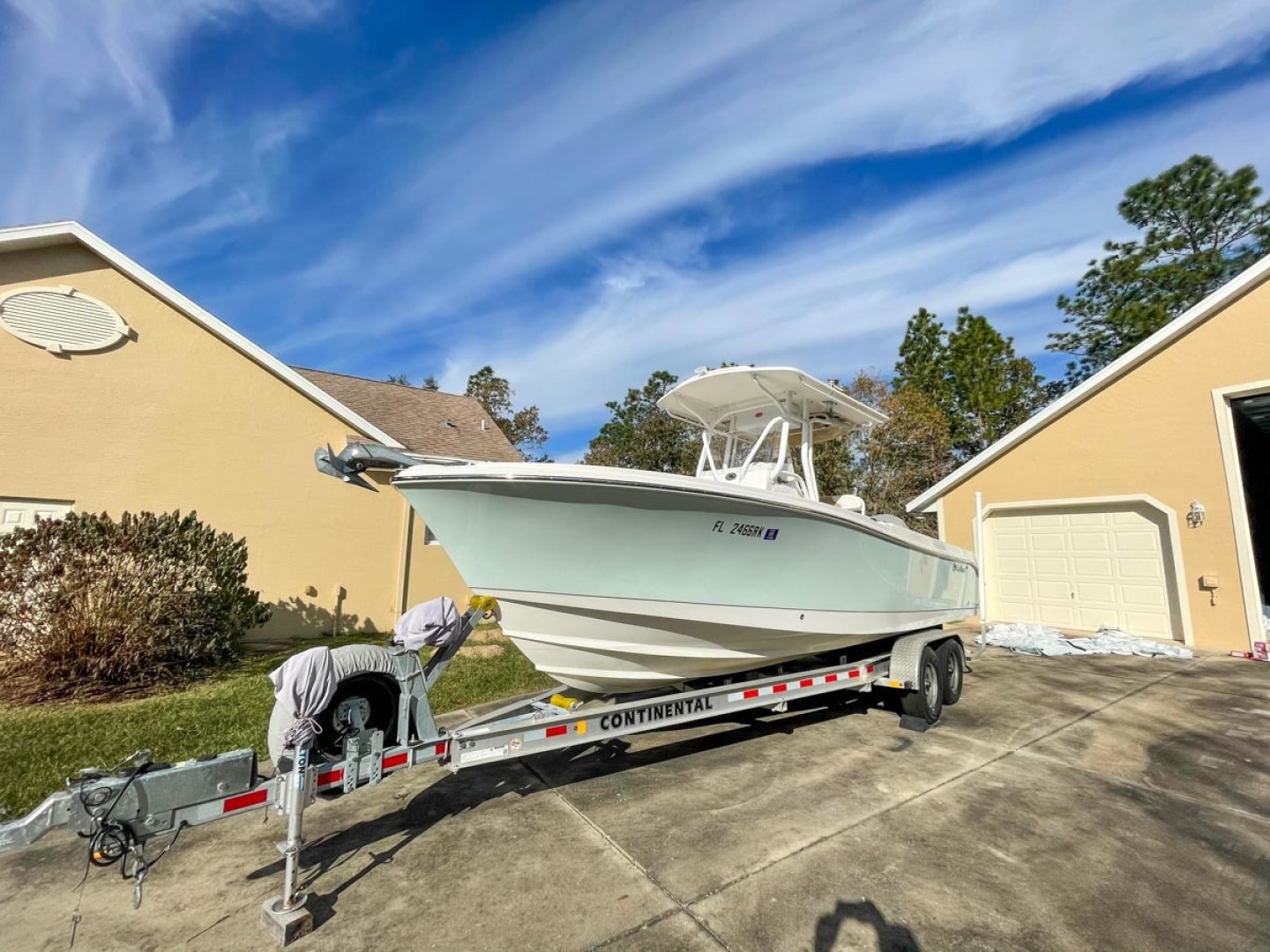 24' 2017 Edgewater 245 cc | Tampa Yacht Sales
