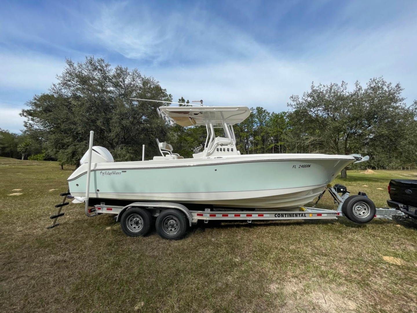 24' 2017 Edgewater 245 cc | Tampa Yacht Sales