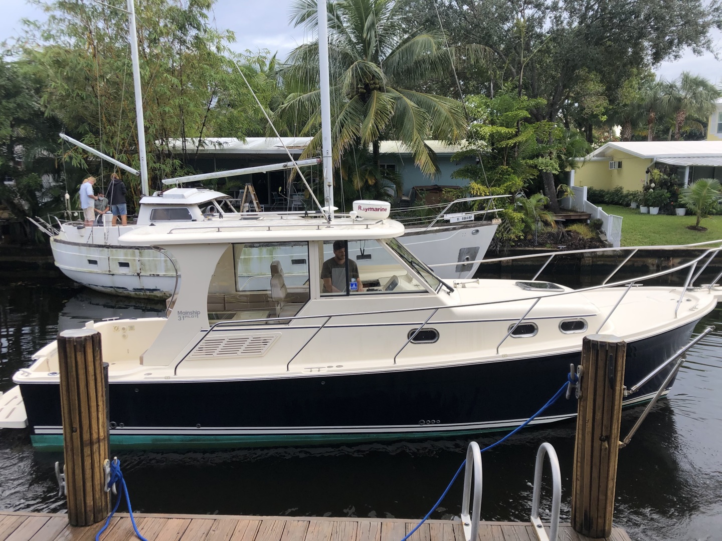 31' Mainship "31" Pilot 31 for Sale | Motor Yachts | Oui Fish 2776861 ...
