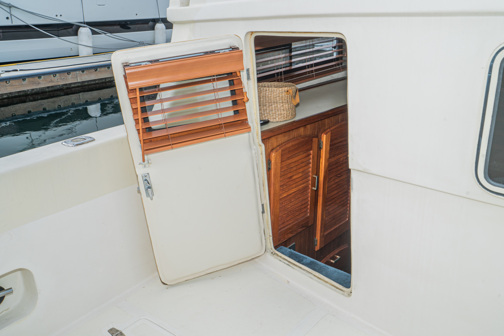 1989 Californian 57 Cockpit Motoryacht 55' Yacht For Sale | CONSTANCE 3 ...