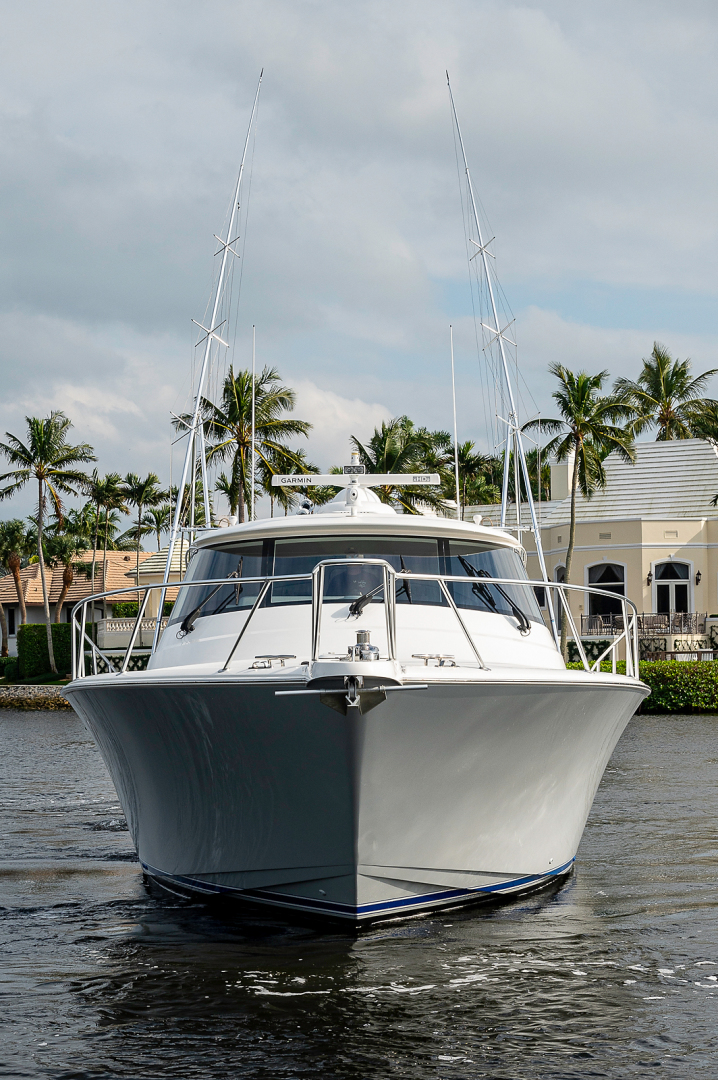2016 Viking 52 Sport Coupe Yacht For Sale | TENACIOUS | SI Yachts