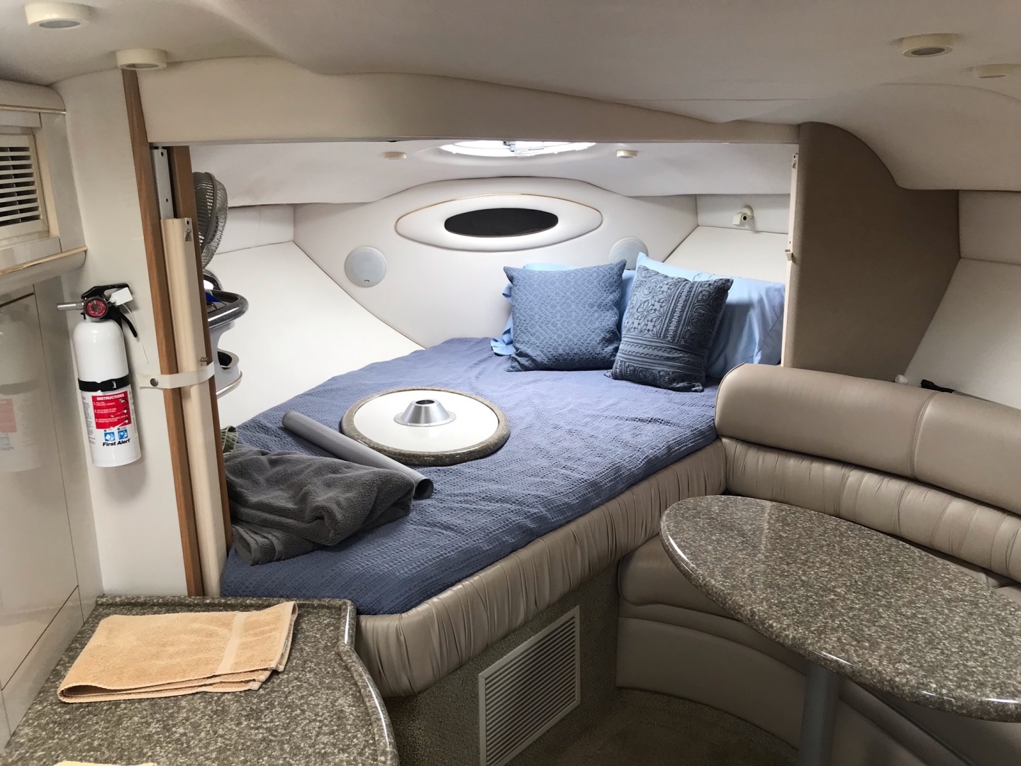 32' Maxum 3000 SCR for Sale | Motor Yachts | It's About Time 2777712 ...