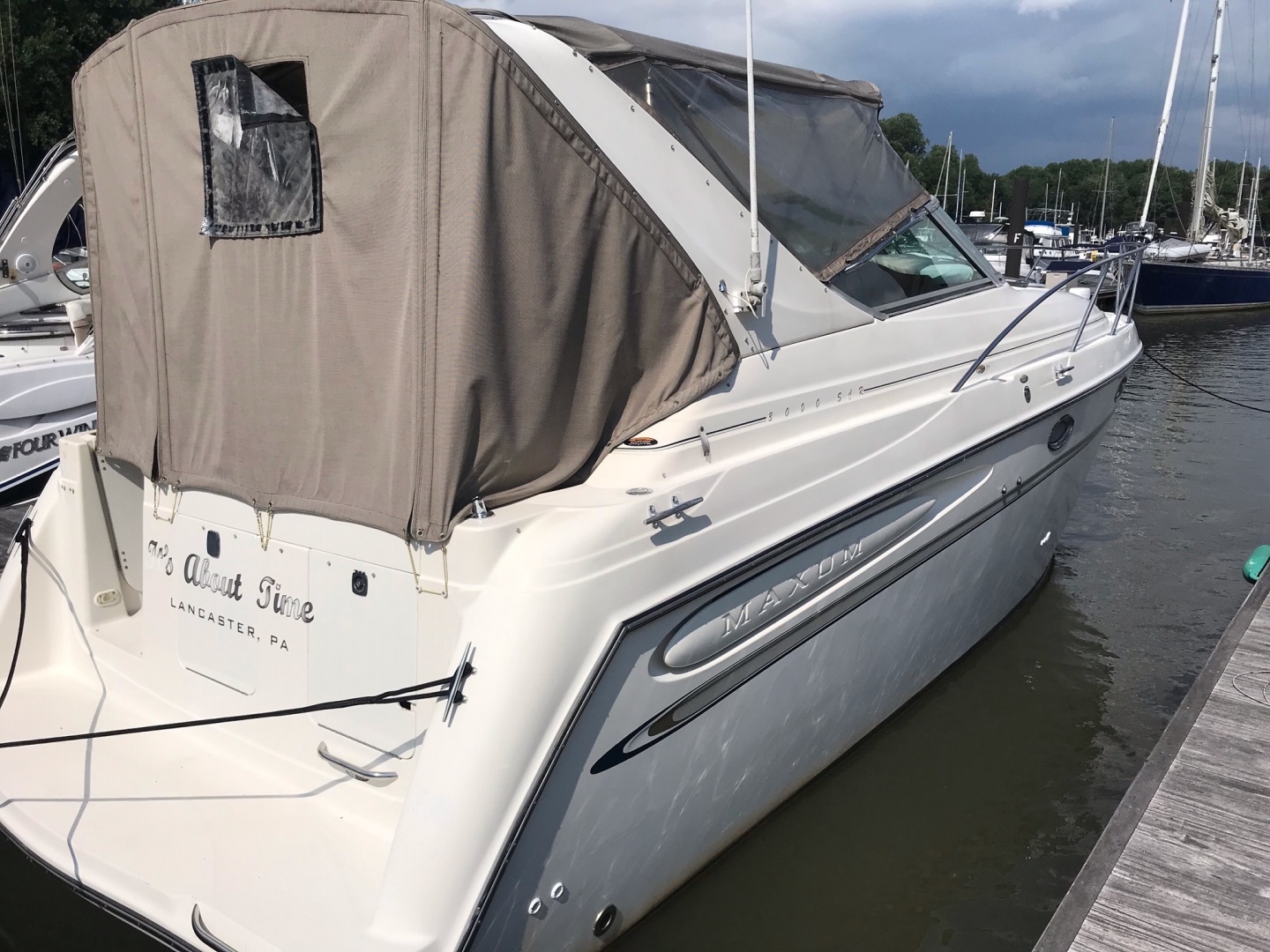 32' Maxum 3000 SCR for Sale | Motor Yachts | It's About Time 2777712 ...