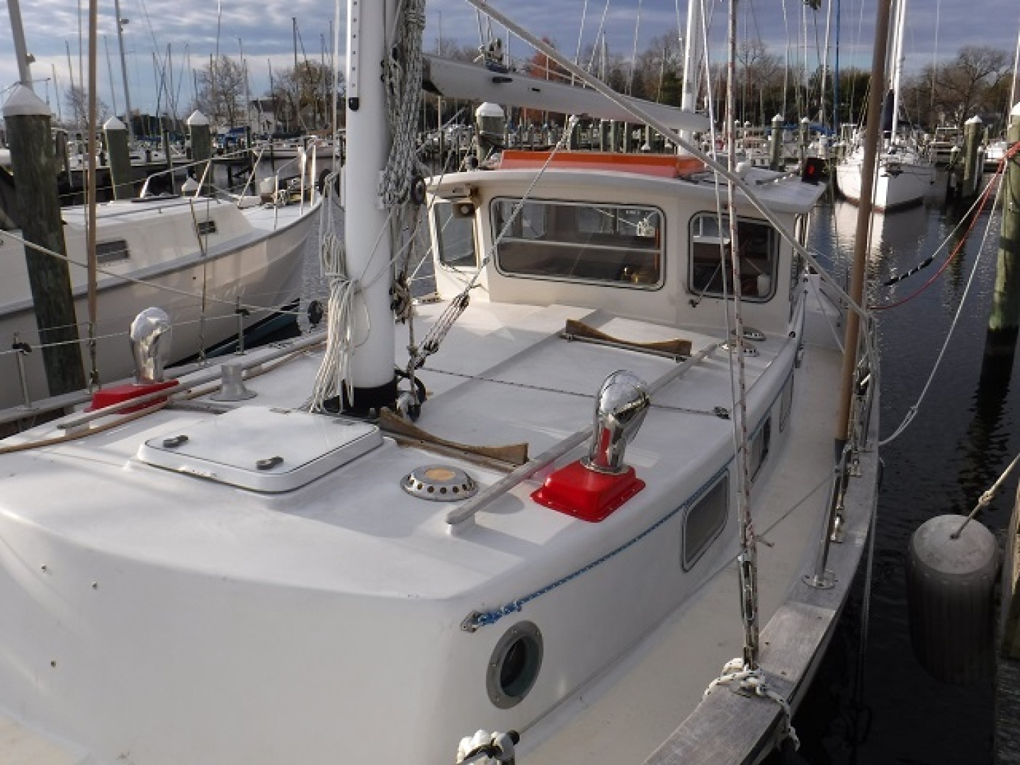 37' Fisher Motorsailer for Sale | Ketch | Mariner 2778010 | Curtis ...