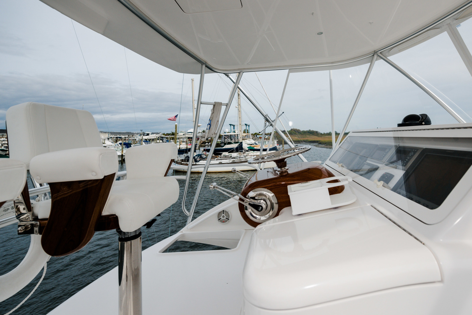 2012 Viking 42 Convertible Yacht For Sale | Dream Chaser | SI Yachts