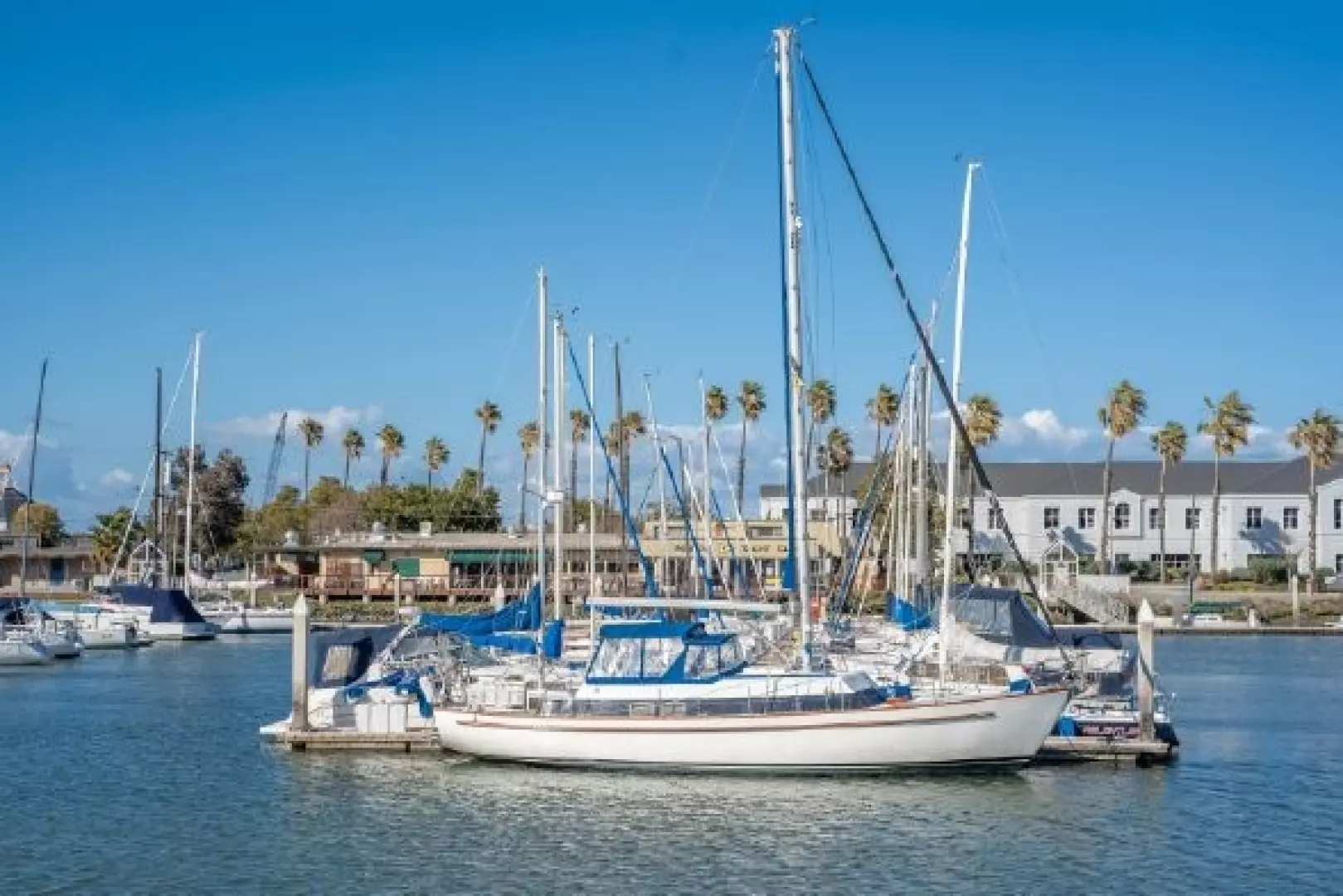 1977 CAL 46 46' Yacht For Sale | QUIET TIMES | Seattle Yachts