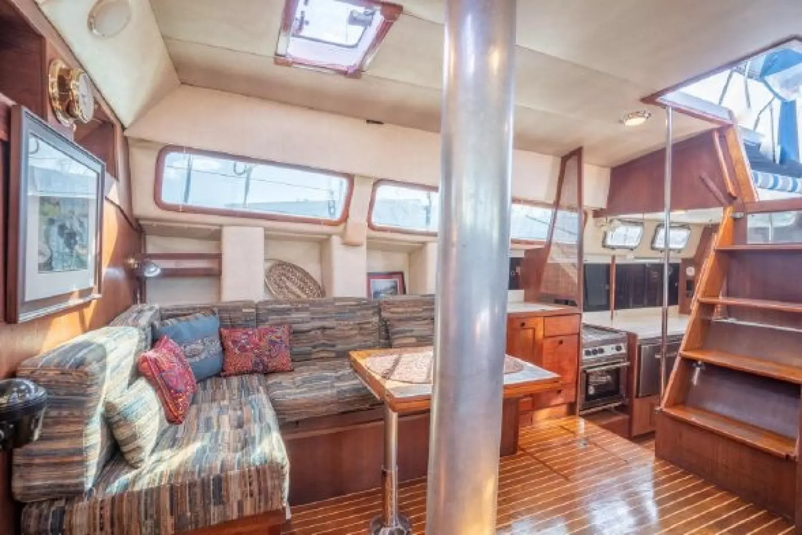 1977 CAL 46 46' Yacht For Sale | QUIET TIMES | Seattle Yachts