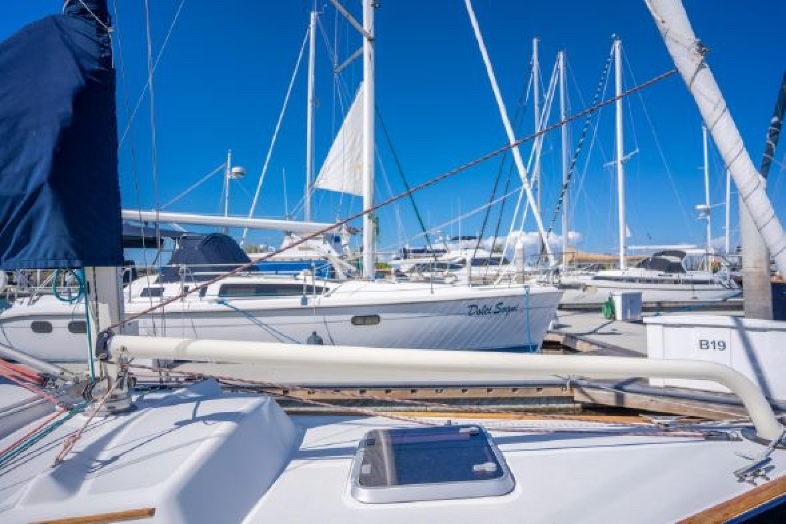 1999 Alerion 28' Yacht For Sale | MISTRAL | Seattle Yachts