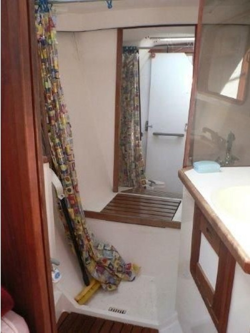 Sea Squatch 1990 Catalina 42 for sale in Warwick, Rhode Island by ...