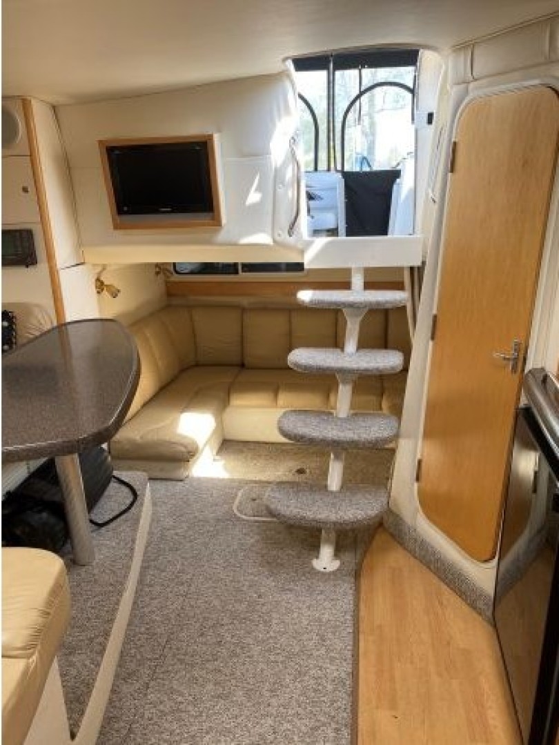 SUNSET SEEKER 2001 Larson 33 for sale in Norwalk, Connecticut by Brewer ...