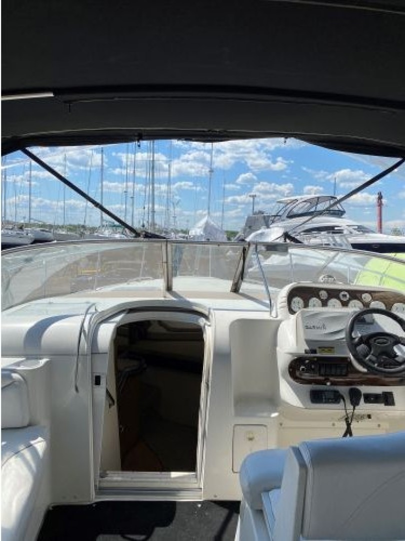 SUNSET SEEKER 2001 Larson 33 for sale in Norwalk, Connecticut by Brewer ...