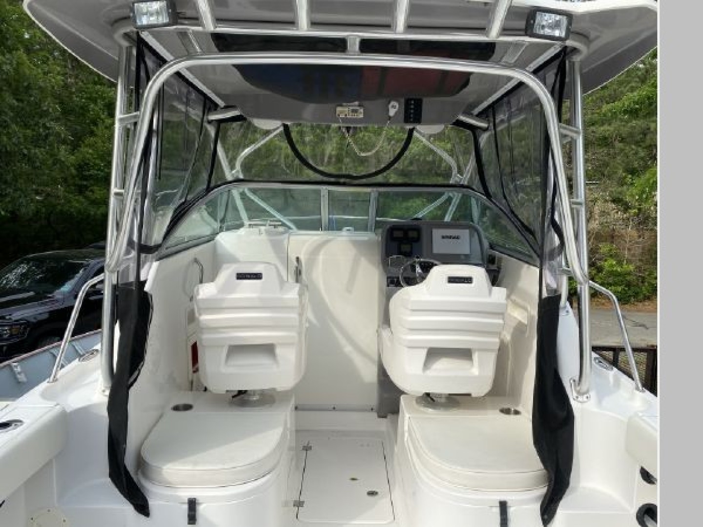 2013 Robalo 24 for sale in Warwick, Rhode Island by Brewer Yacht Sales