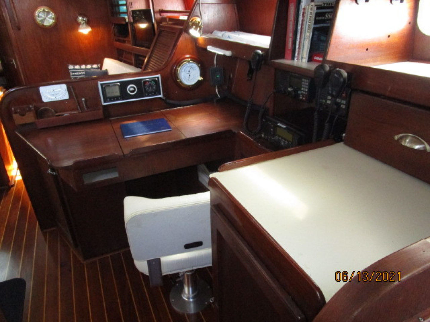 51' Morgan 512 for Sale | Ketch | Cavu 2780363 | Curtis Stokes Yacht ...