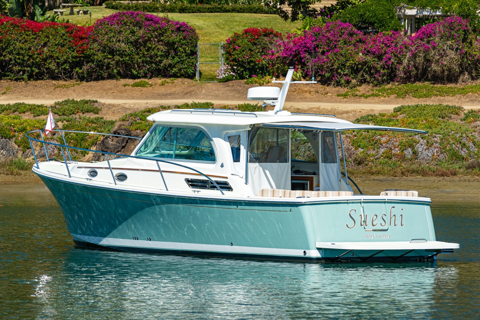 2018 Back Cove 32 32' Yacht For Sale | SUESHI | Seattle Yachts