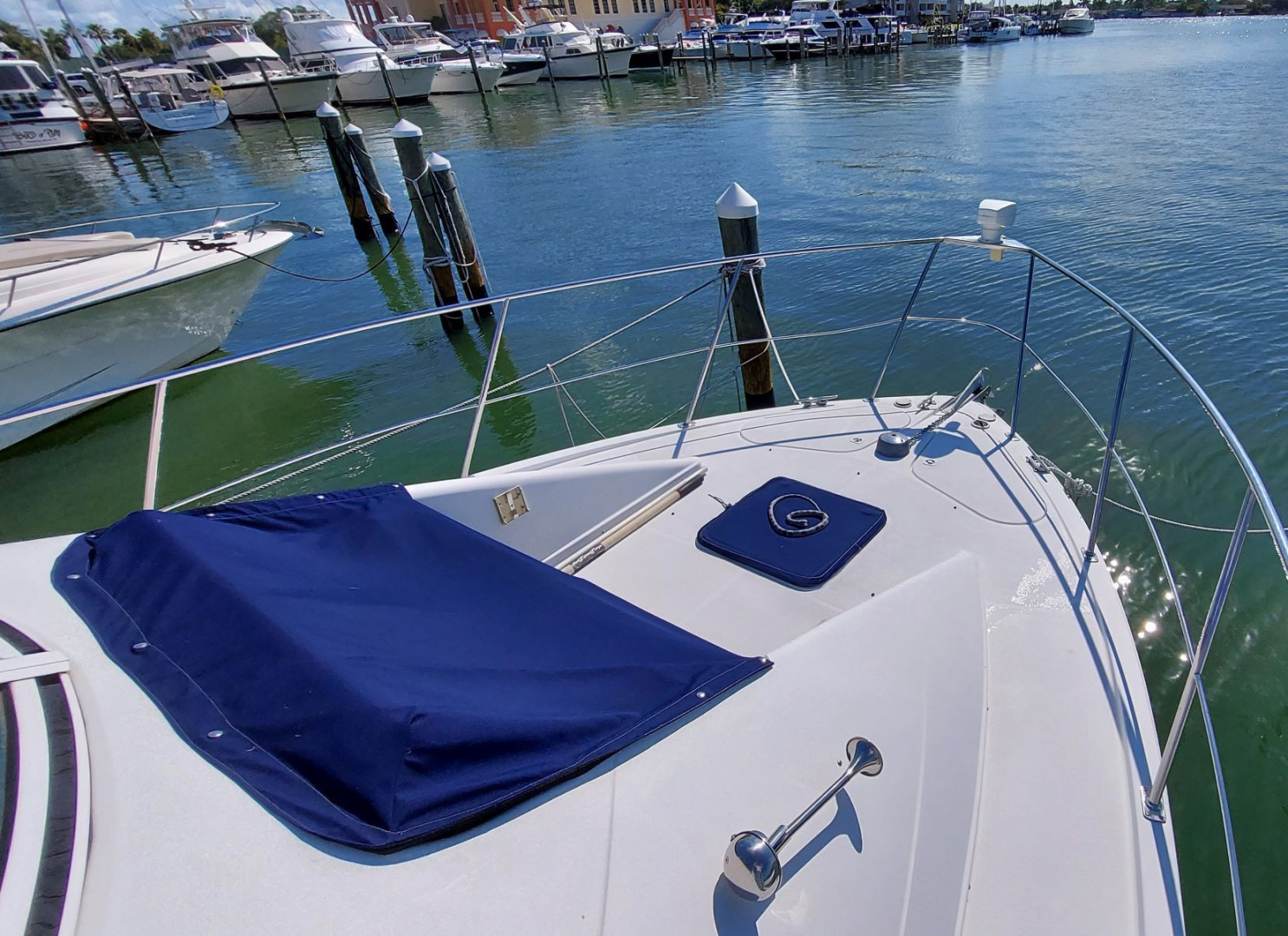 35' Carver 350 Mariner for Sale | Motor Yachts | Life Is Swell 2780830 ...