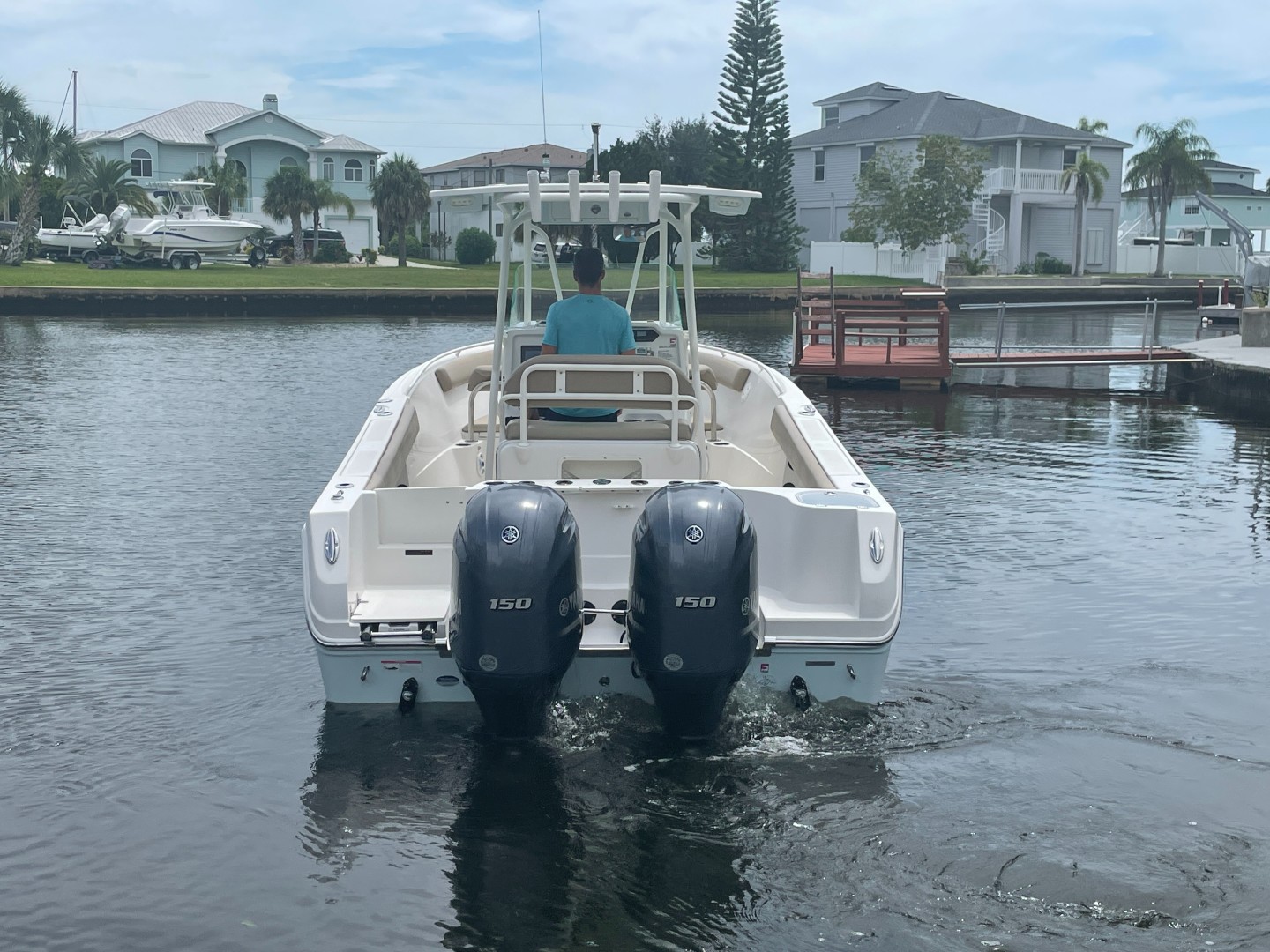 24' 2017 Sailfish 242CC | Tampa Yacht Sales