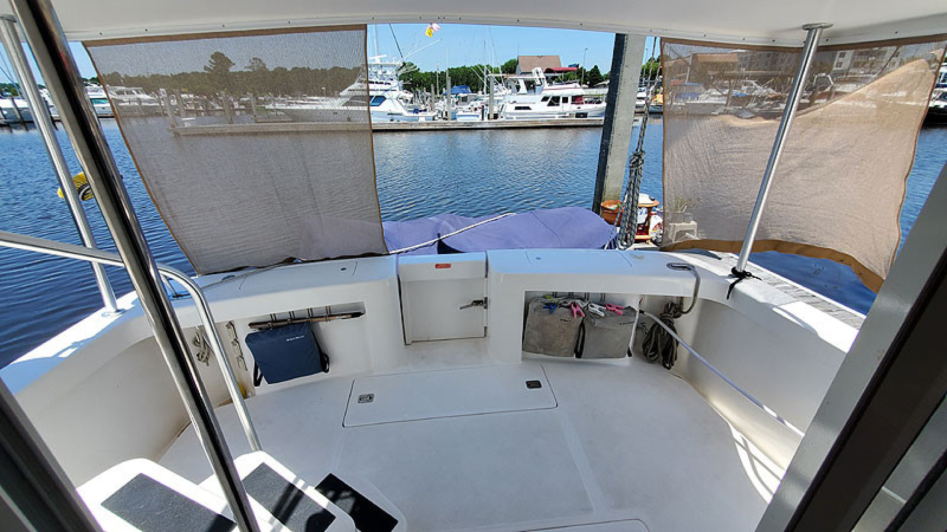 39' Mainship 390 for Sale | Trawlers | Aqua Bago 2781045 | Curtis ...