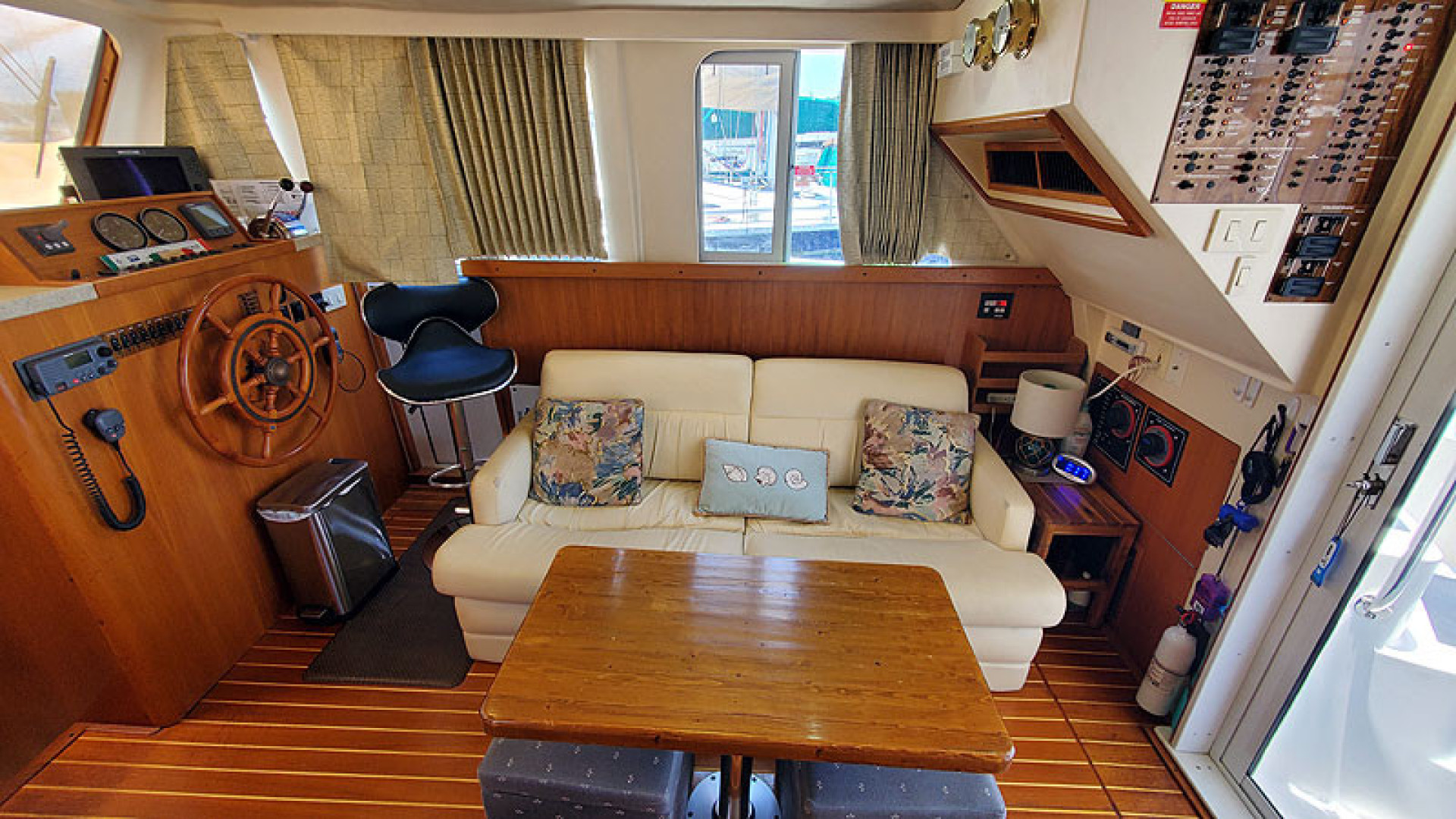 39' Mainship 390 for Sale | Trawlers | Aqua Bago 2781045 | Curtis ...