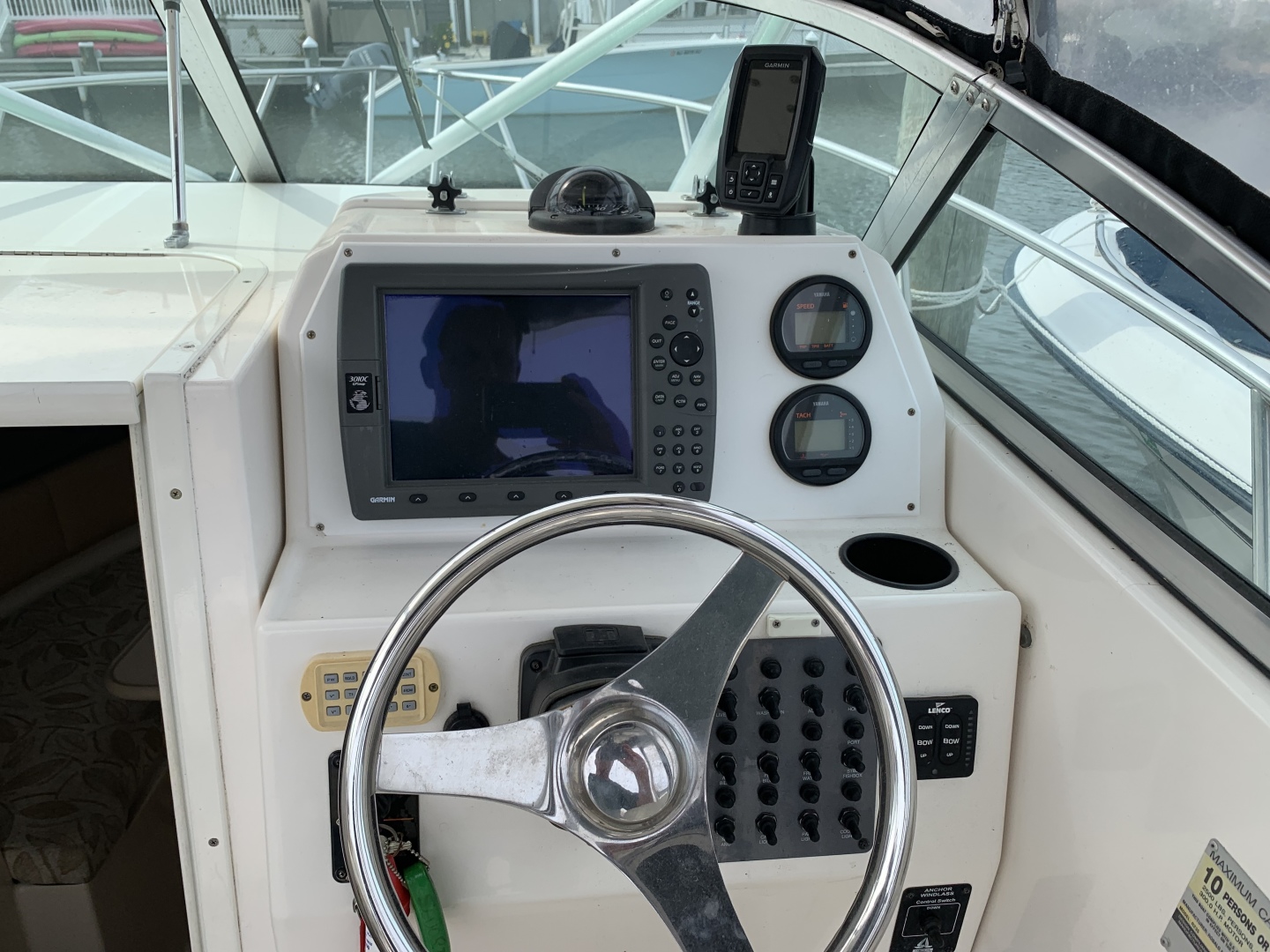 2005 Robalo R235 Walkaround for sale