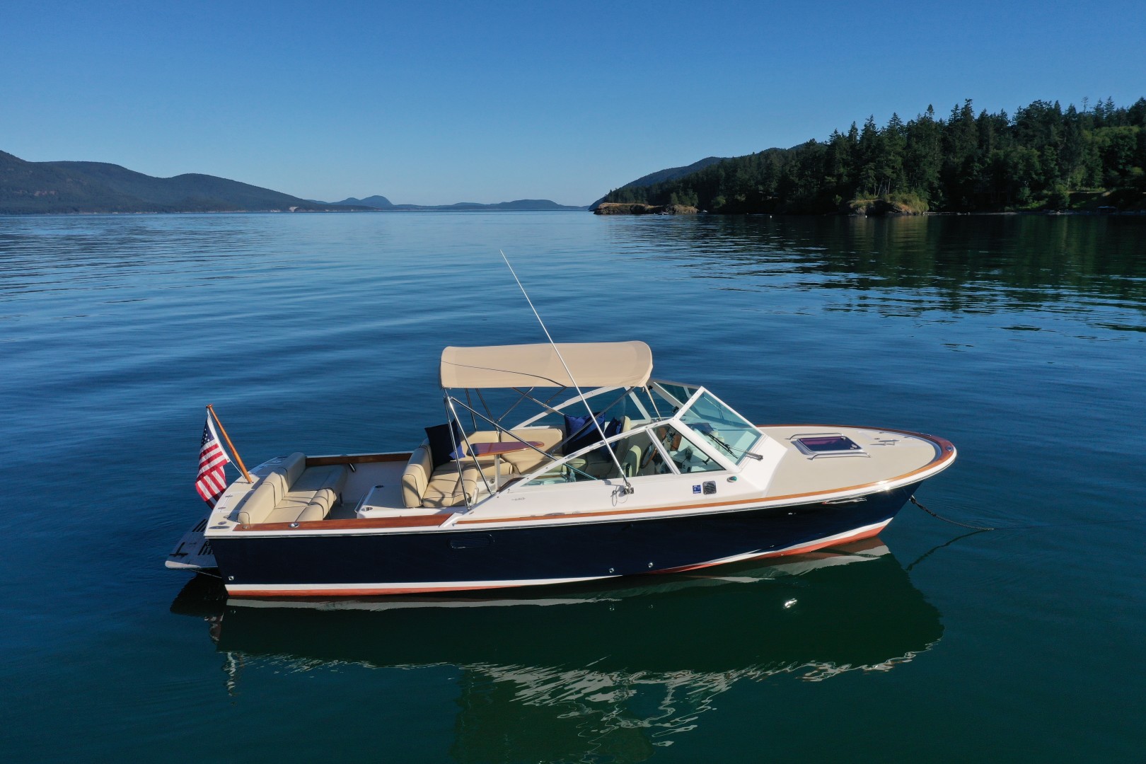 2007 Hunt Harrier 26' Yacht For Sale | MAQUINNA | Seattle Yachts