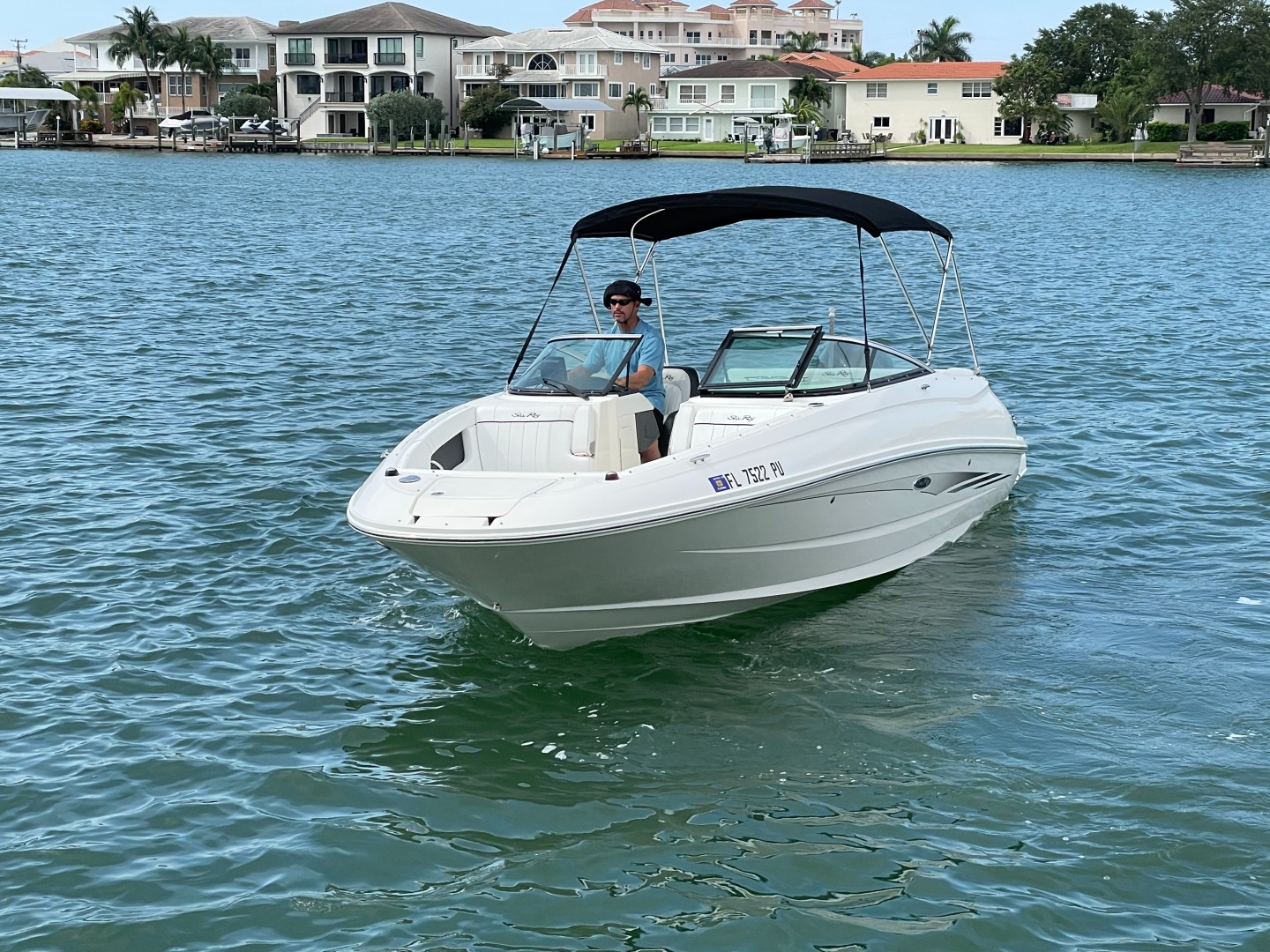 24' 2014 Sea Ray 240 SD-OB | Tampa Yacht Sales