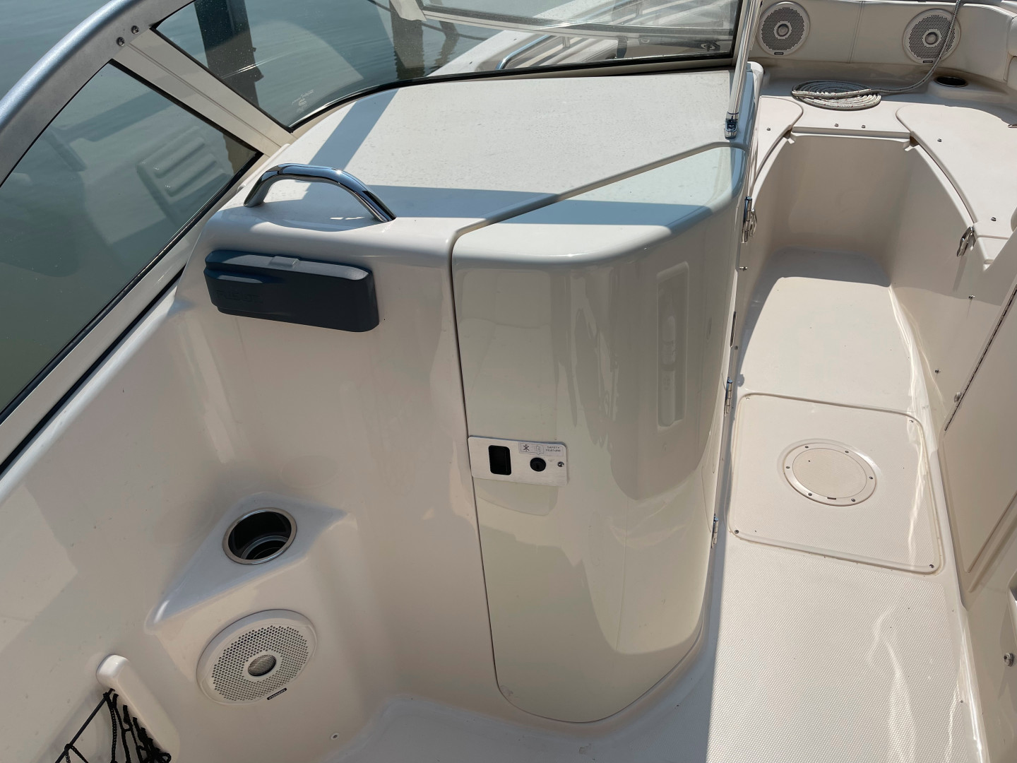 21' Grady-White Freedom 205 for Sale | Motor Yachts | Headfirst 2781347 ...