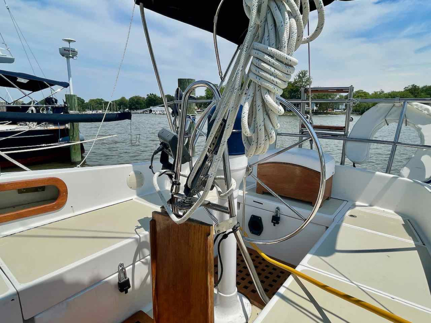 35' Bristol 35.5C for Sale | Sloop | Extravagance 2781614 | Curtis ...
