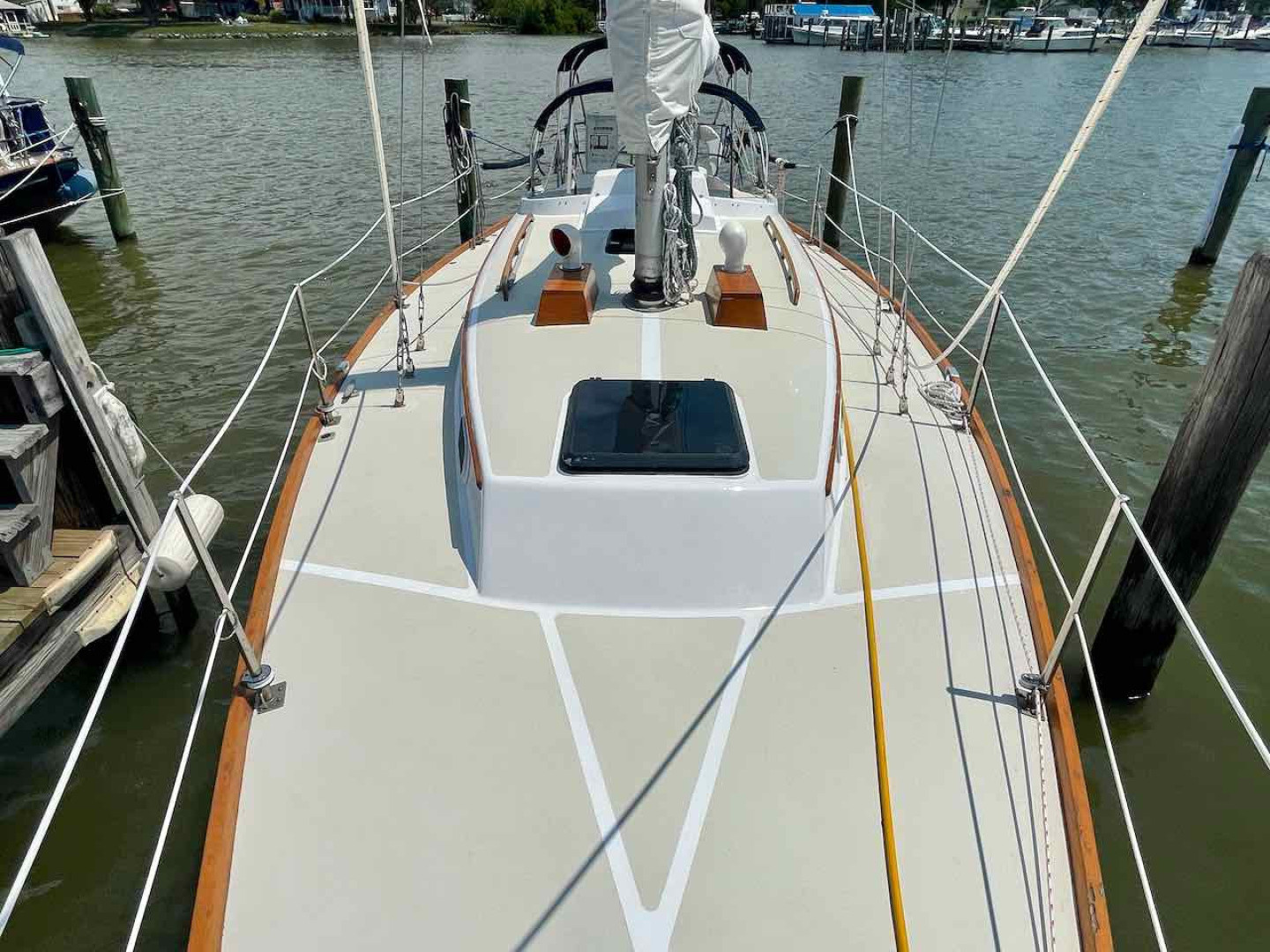 35' Bristol 35.5C for Sale | Sloop | Extravagance 2781614 | Curtis ...